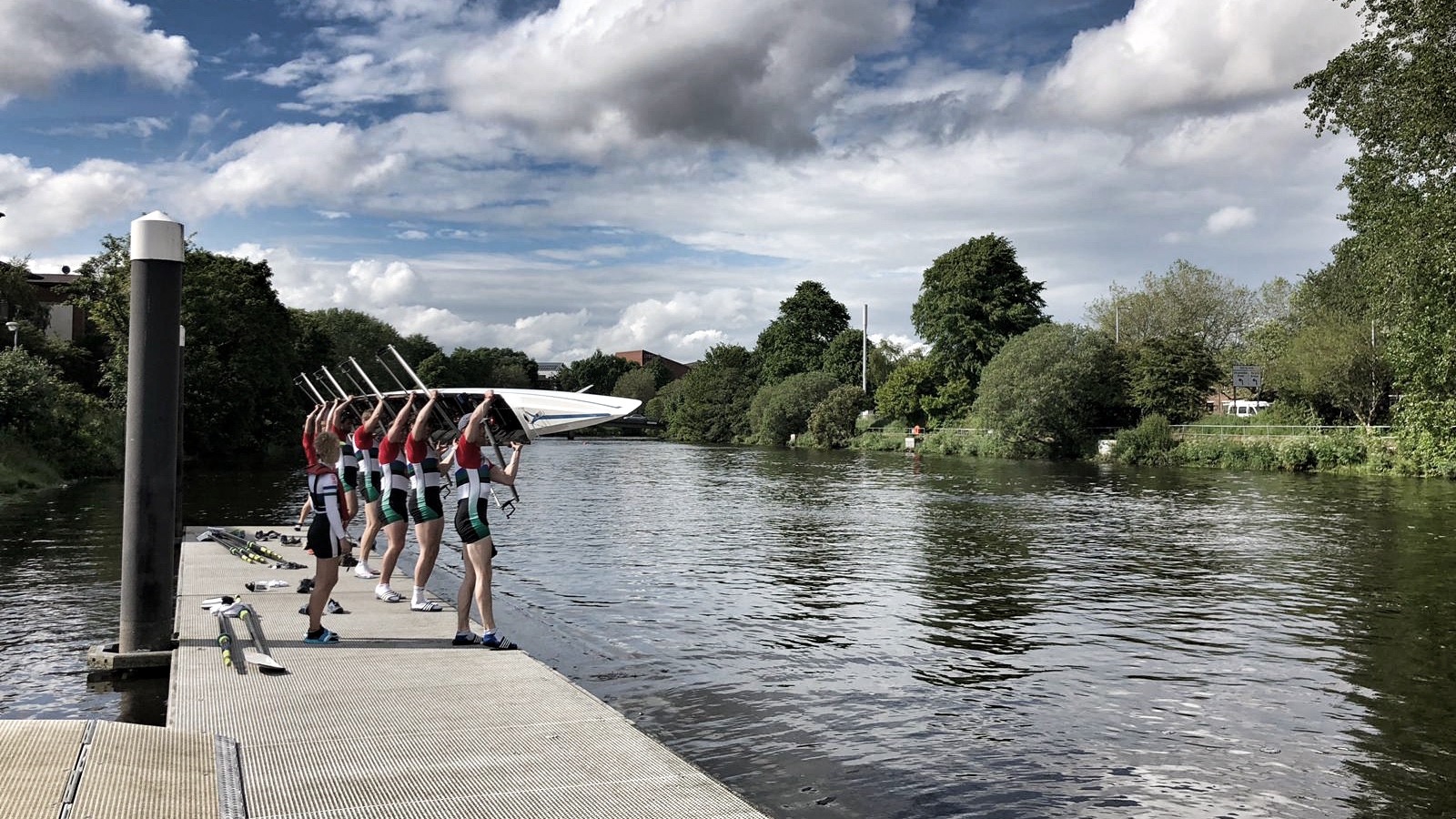 QueensRowingNI – Home 01 – Queen's Rowing