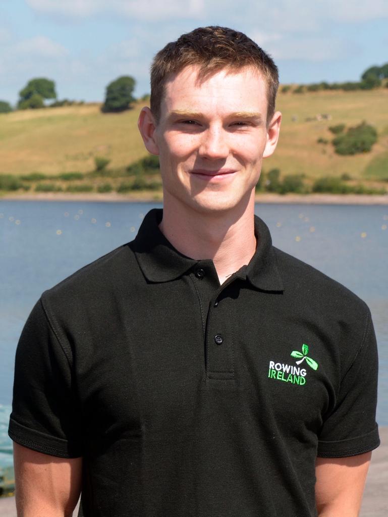 Miles+T.jpeg?format=original – Queen's Rowing